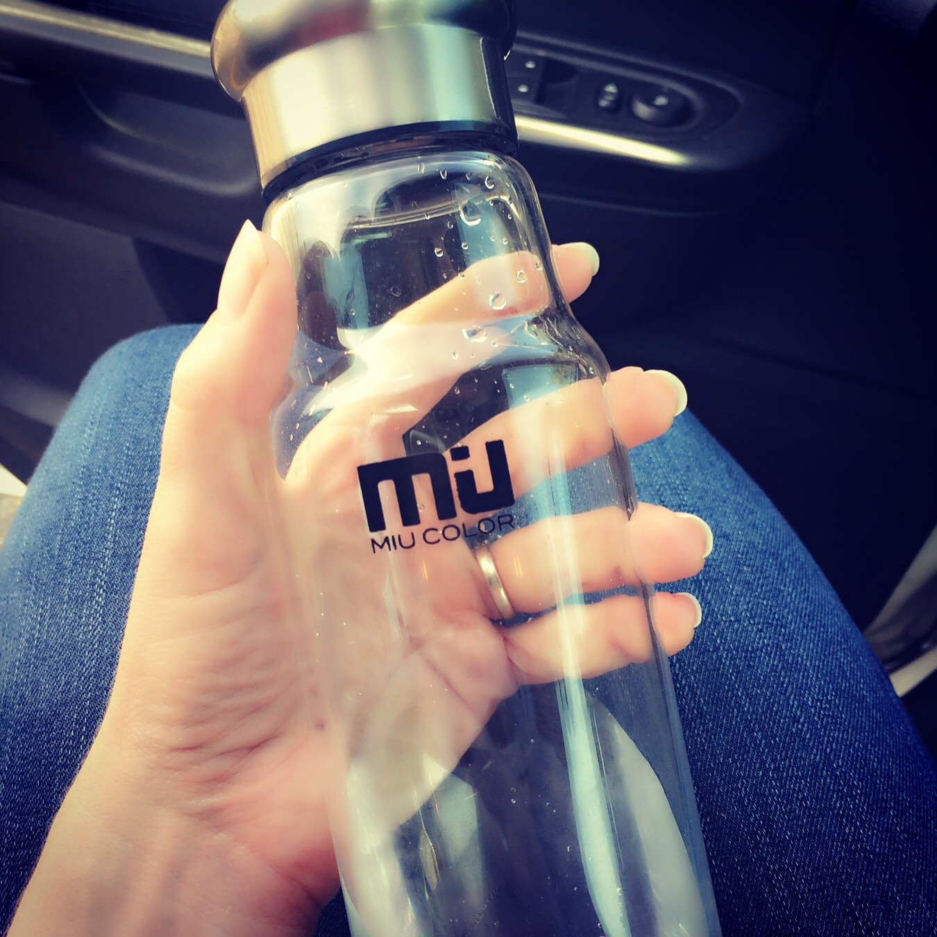 Stylish, Sleek & Healthy~MIU COLOR Glass Water Bottle Review - Bragging ...
