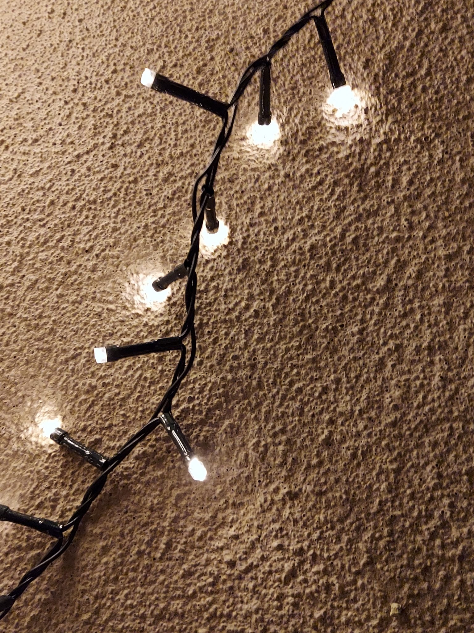 Quntis Decorative LED String Lights on my Patio set the Perfect Mood ...