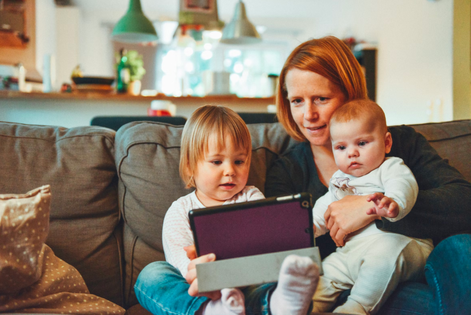3 Steps to Navigate Digital Challenges as a Parent - Bragging Mommy