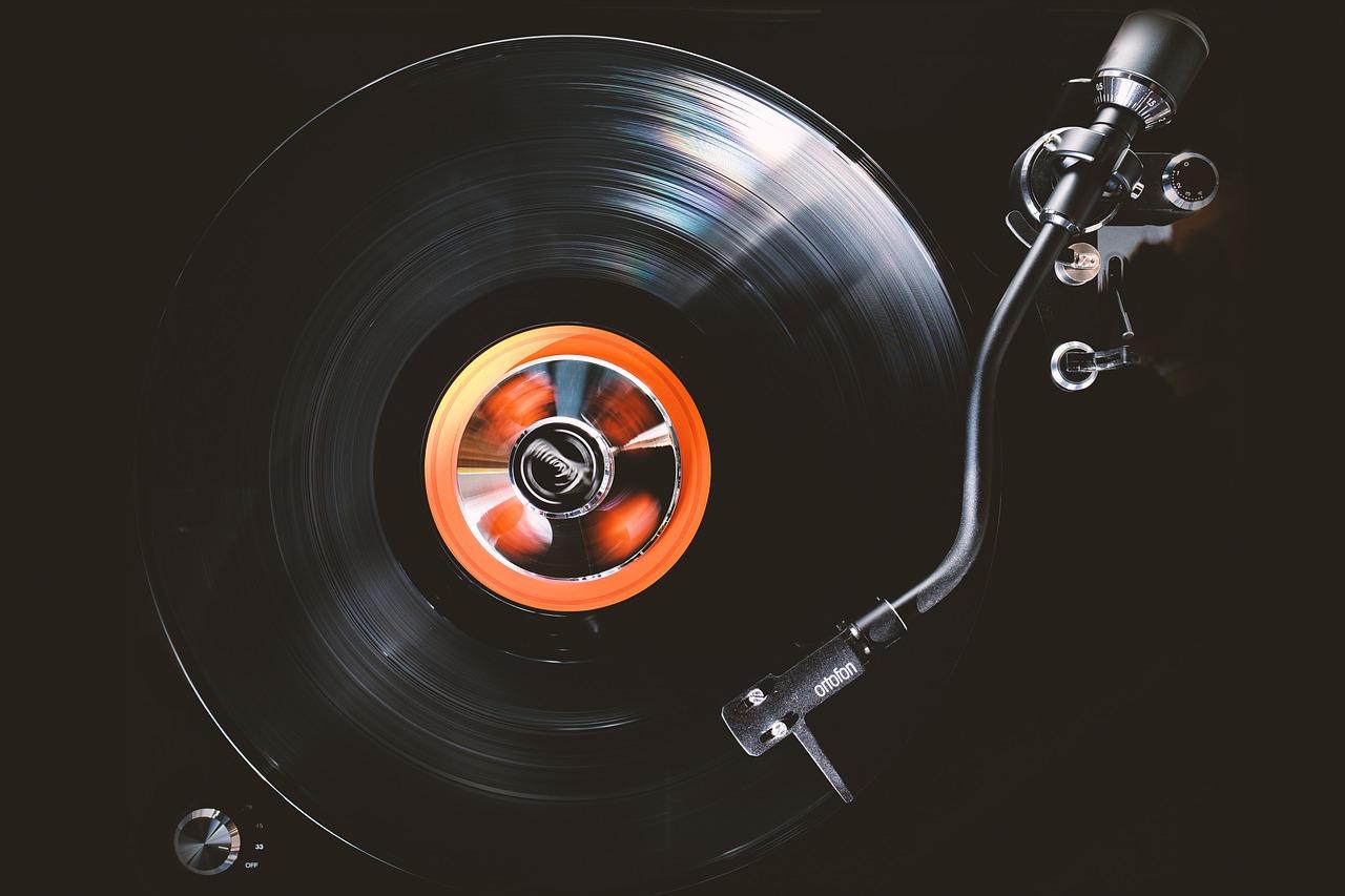 The Resurgence of Vinyl: Exploring the Enduring Popularity of Record ...