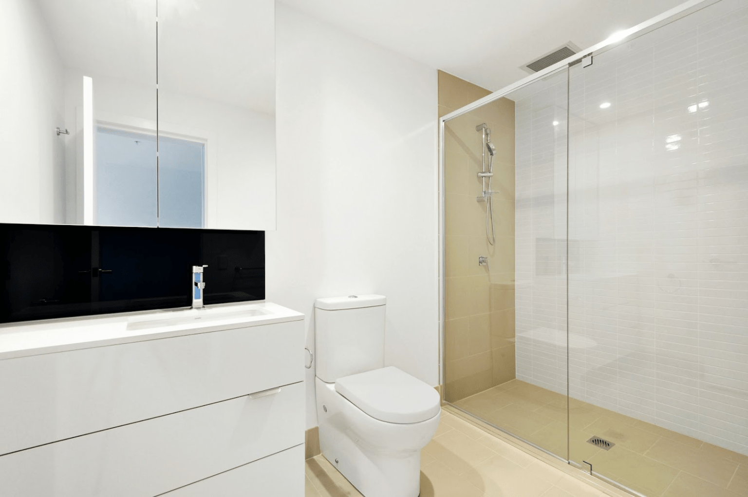 How to Safely Shower and Bathe After Knee Surgery - Bragging Mommy